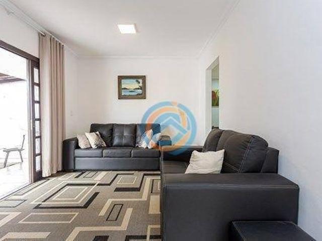 Casa com 4 dormitórios à venda, 237 m² por R$ 691.500,00 Portão Curitiba/PR