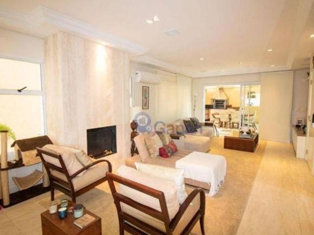 Casa com 4 dormitórios à venda, 230 m² por R$ 2.500.000,00 Brooklin São Paulo/SP