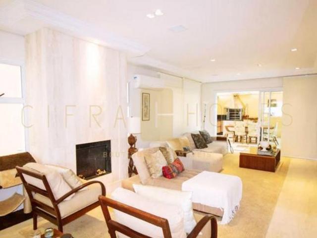 Casa com 4 dormitórios à venda, 230 m² por R$ 2.590.000 Brooklin São Paulo/SP