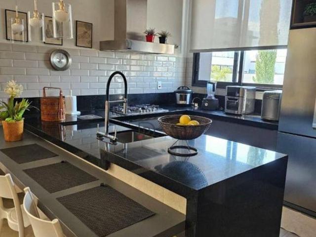 Casa com 4 dormitórios à venda, 230 m² por R$ 2.380.000,00 Jardim Residencial Dona Maria José In