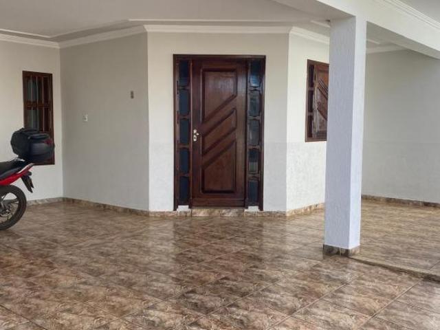 Casa com 4 dormitórios à venda, 230 m² por R$ 750.000 Jardim Califórnia Patos de Minas/MG
