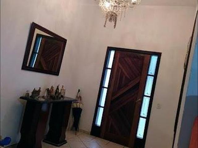 Casa com 4 dormitórios à venda, 230 m² por R$ 860.000,00 Parque Nova Jandira Jandira/SP
