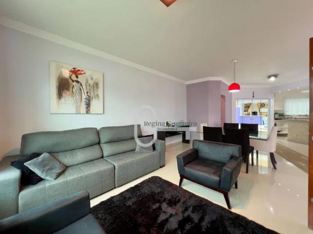 Casa com 4 dormitórios à venda, 230 m² por R$ 950.000,00 Estância São José Peruíbe/SP