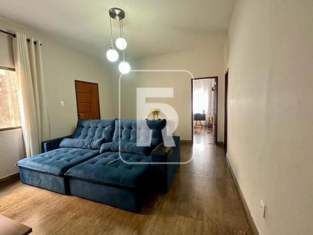 Casa com 4 dormitórios à venda, 245 m² por R$ 1.050.000,00 Centro Conselheiro Lafaiete/MG