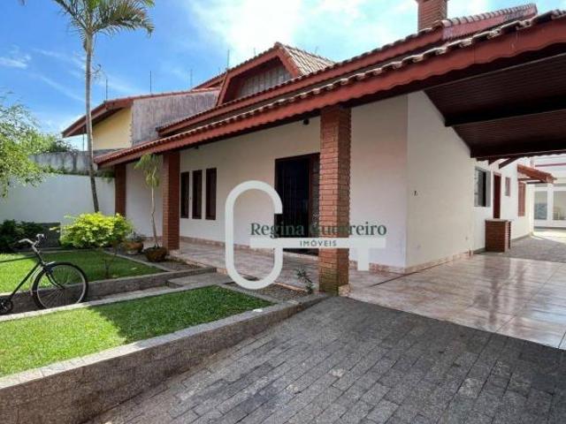 Casa com 4 dormitórios à venda, 245 m² por R$ 950.000,00 Cidade Nova Peruíbe Peruíbe/SP