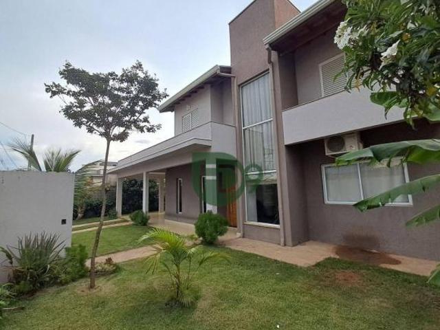 Casa com 4 dormitórios à venda, 246 m² por R$ 2.200.000,00 Condomínio Estância Hipica Nova Odess