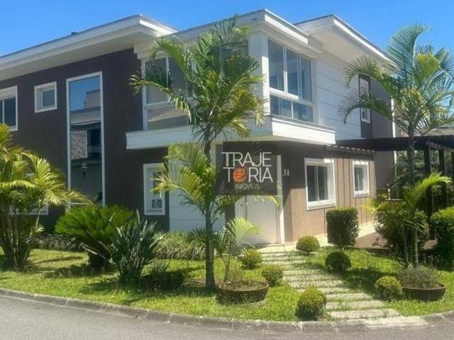 Casa com 4 dormitórios à venda, 246 m² por R$ 2.200.000,00 Xaxim Curitiba/PR