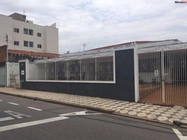 Casa com 4 dormitórios à venda, 246 m² por R$ 900.000,00 Vila Jardini Sorocaba/SP