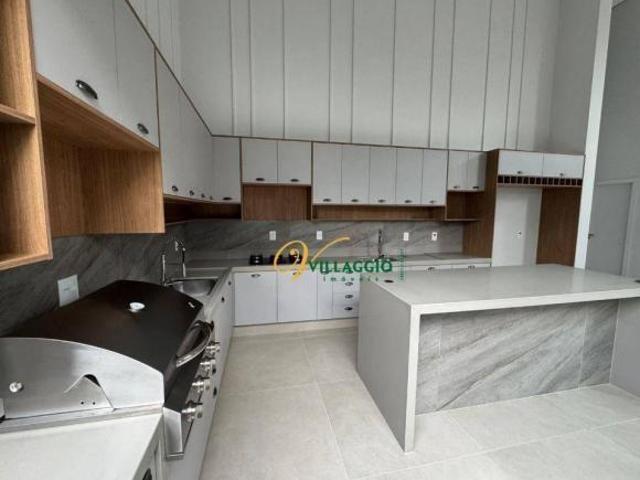 Casa com 4 dormitórios à venda, 247 m² por R$ 2.300.000 Loteamento Recanto do Lago São José do R