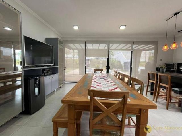 Casa com 4 dormitórios à venda, 248 m² por R$ 1.950.000,00 Condomínio Campos de Santo Antônio II