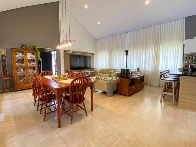 Casa com 4 dormitórios à venda, 240 m² por R$ 1.675.000,00 Condominio Residencial Dacha Sorocaba