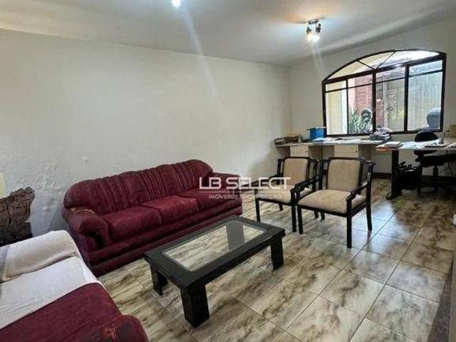 Casa com 4 dormitórios à venda, 240 m² por R$ 850.000,00 Brasil Uberlândia/MG