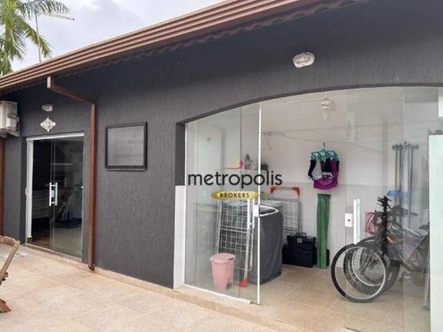 Casa com 4 dormitórios à venda, 240 m² por R$ 850.000,00 Peruibe Peruíbe/SP