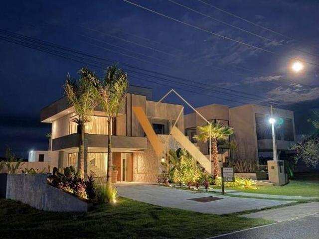 Casa com 4 dormitórios à venda, 241 m² por R$ 2.690.000 Condomínio Ninho Verde II Pardinho/SP