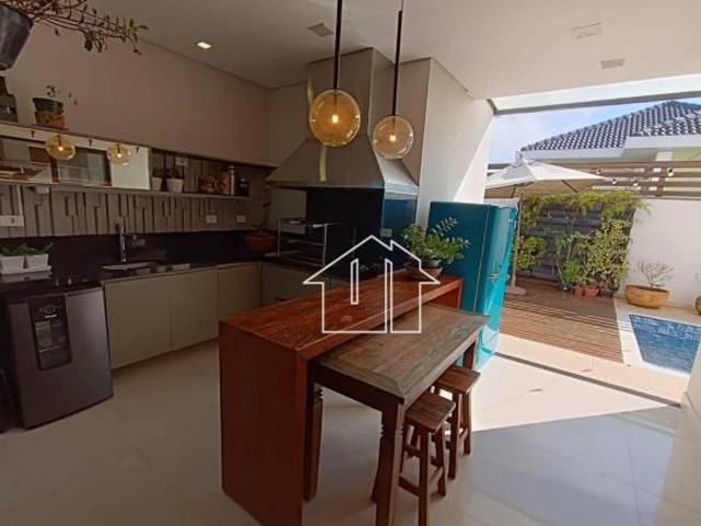 Casa com 4 dormitórios à venda, 241 m² por R$ 2.130.000,00 Urbanova São José dos Campos/SP