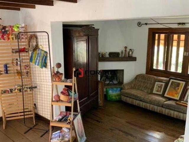 Casa com 4 dormitórios à venda, 254 m² por R$ 1.000.000,00 Granja Viana Embu das Artes/SP