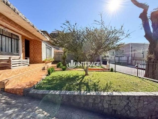 Casa com 4 dormitórios à venda, 255 m² por R$ 935.000,00 Santa Felicidade Curitiba/PR