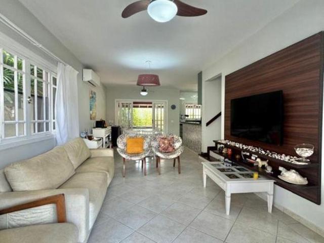 Casa com 4 dormitórios à venda, 250 m² por R$ 1.980.000 Juquehy São Sebastião/SP