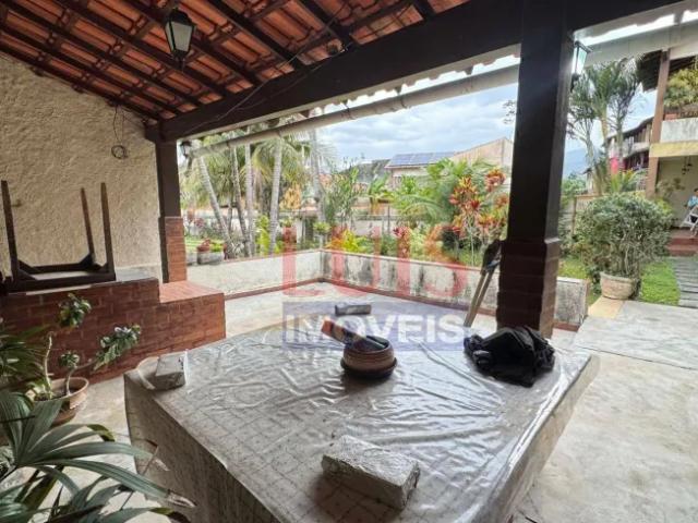 Casa com 4 dormitórios à venda, 250 m² por R$ 1.000.000,00 Itaipu Niterói/RJ