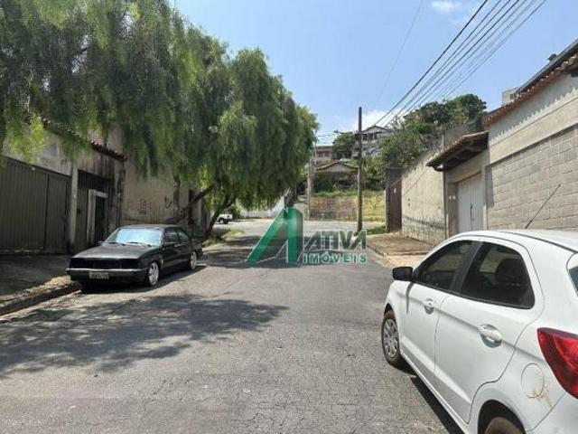 Casa com 4 dormitórios à venda, 250 m² por R$ 650.000,00 Dom Bosco Belo Horizonte/MG
