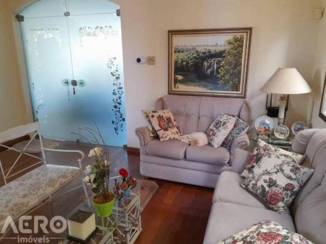 Casa com 4 dormitórios à venda, 250 m² por R$ 850.000,00 Jardim América Bauru/SP