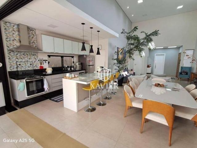 Casa com 4 dormitórios à venda, 265 m² por R$ 2.350.000,00 Alphaville Nova Esplanada 3 Votoranti