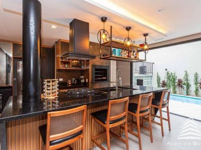 Casa com 4 dormitórios à venda, 266 m² por R$ 2.600.000,00 Campo Comprido Curitiba/PR