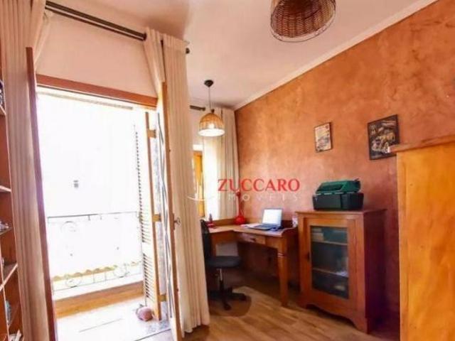 Casa com 4 dormitórios à venda, 267 m² por R$ 949.000,01 Vila Barros Guarulhos/SP
