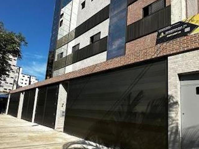 Casa com 4 dormitórios à venda, 260 m² por R$ 3.000.000,00 Campo Grande Santos/SP