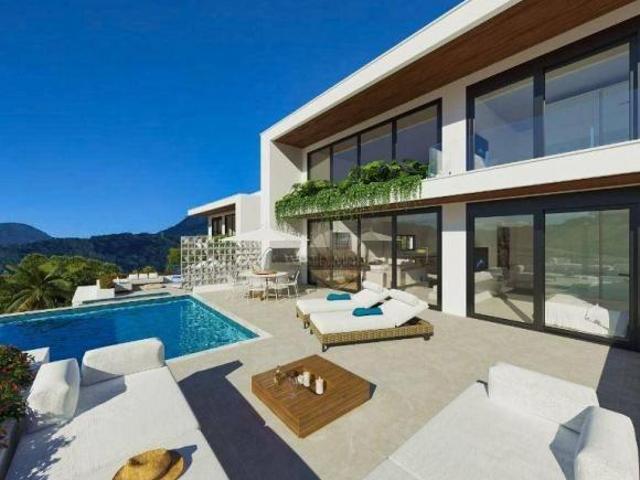 Casa com 4 dormitórios à venda, 263 m² por R$ 3.500.000,00 São Francisco São Sebastião/SP