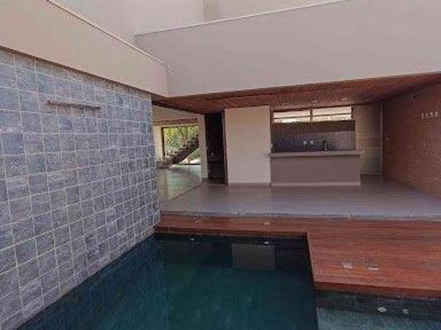 Casa com 4 dormitórios à venda, 275 m² por R$ 1.800.000,00