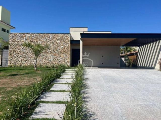 Casa com 4 dormitórios à venda, 275 m² por R$ 2.990.000,00 Condomínio Campos de Santo Antônio It