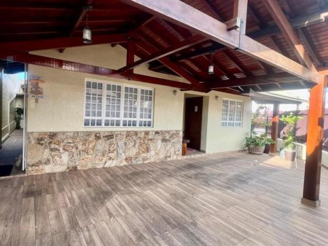 Casa com 4 dormitórios à venda, 275m² por R$ 880.000 – Águia da Castelo – Boituva/S