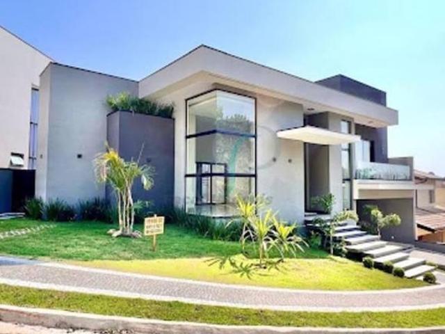 Casa com 4 dormitórios à venda, 270 m² por R$ 2.400.000,00 Condomínio Portal do Jequitibá Valinh