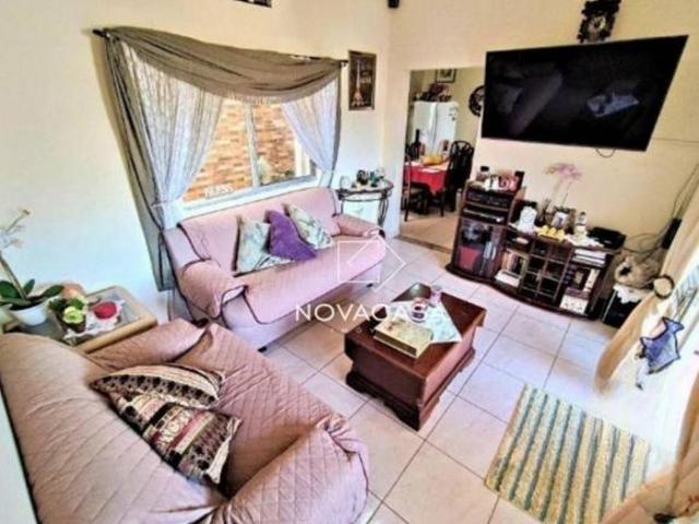 Casa com 4 dormitórios à venda, 270 m² por R$ 750.000,00 Santa Mônica Belo Horizonte/MG