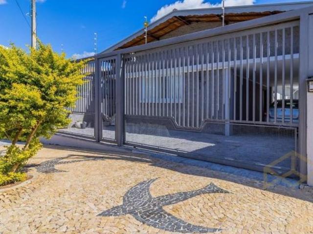 Casa com 4 dormitórios à venda, 270 m² por R$ 850.000,00 Jardim Magnólia Campinas/SP