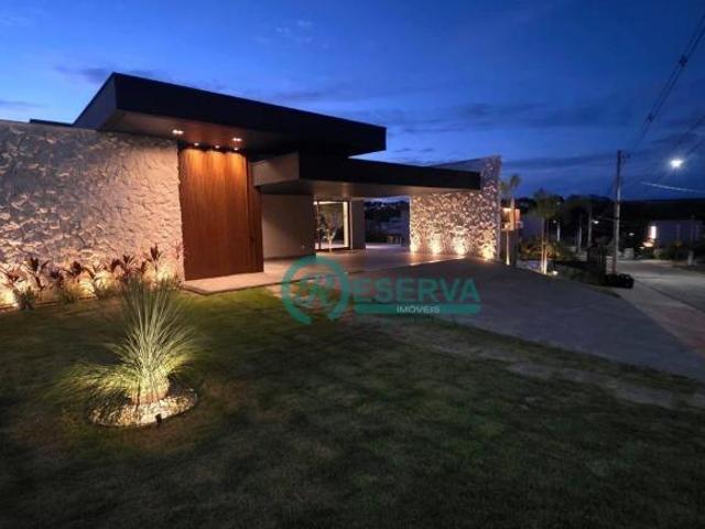 Casa com 4 dormitórios à venda, 271 m² por R$ 3.199.000,00 Condomínio Gran Royalle Lagoa Santa