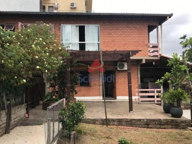 Casa com 4 dormitórios à venda, 271 m² por R$ 800.000,00 Pinheiro São Leopoldo/RS