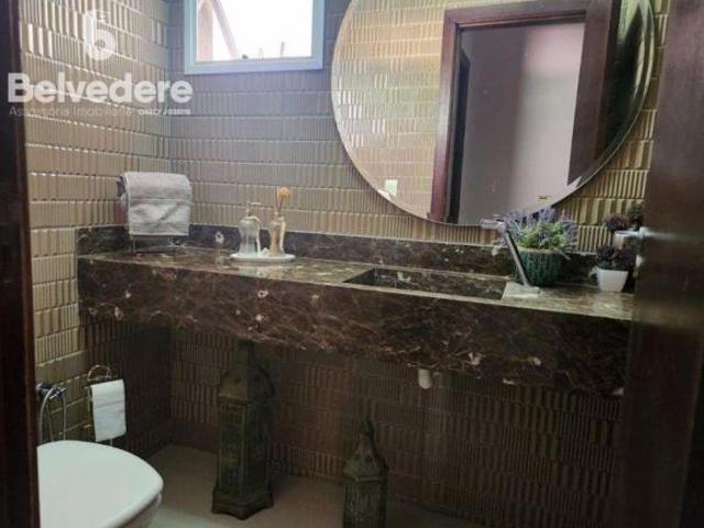 Casa com 4 dormitórios à venda, 272 m² por R$ 2.100.000,00 Parque