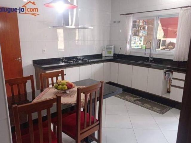 Casa com 4 dormitórios à venda, 284 m² por R$ 2.050.000 Vila Branca Jacareí/SP