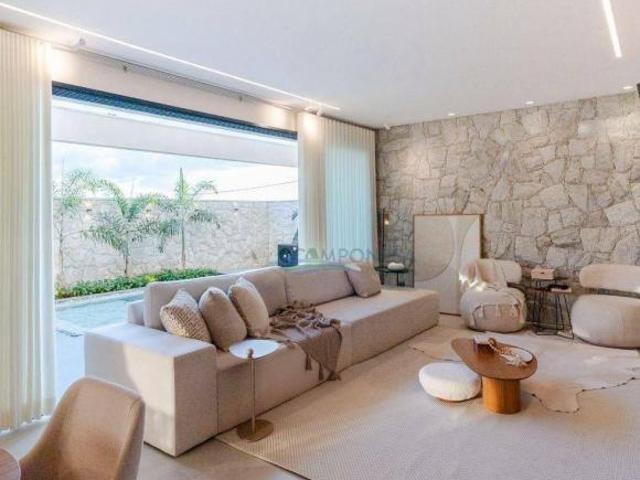 Casa com 4 dormitórios à venda, 280 m² por R$ 2.400.000
