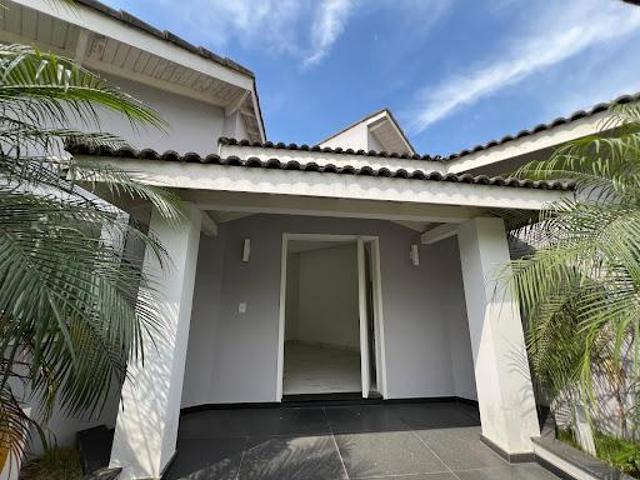 Casa com 4 dormitórios à venda, 280 m² por R$ 2.350.000,00 Bairro dos Casa São Bernardo do Campo