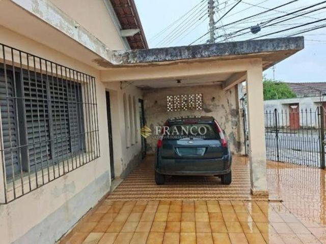 Casa com 4 dormitórios à venda, 280 m² Vila São Geraldo Taubaté/SP