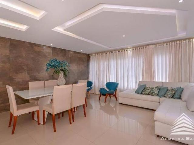 Casa com 4 dormitórios à venda, 281 m² por R$ 1.700.000,00 Novo Mundo Curitiba/PR