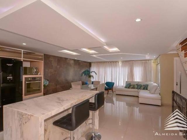 Casa com 4 dormitórios à venda, 281 m² por R$ 1.700.000,00 Novo Mundo Curitiba/PR