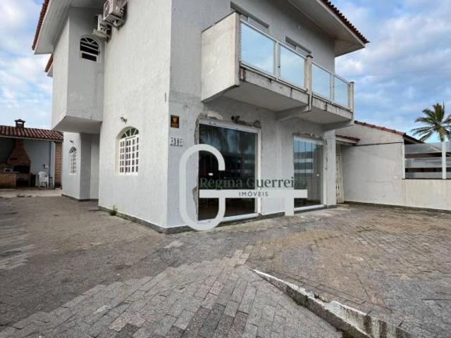 Casa com 4 dormitórios à venda, 290 m² por R$ 900.000,00 Balneário São João Batista Peruíbe/SP