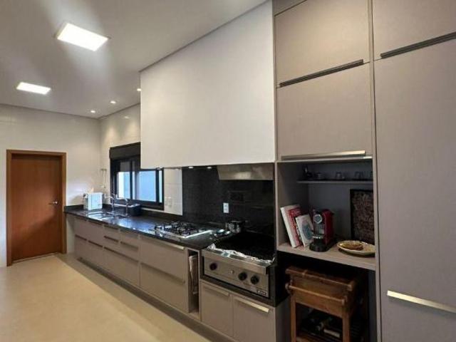 Casa com 4 dormitórios à venda, 292 m², Jardim Europa Paulínia/SP