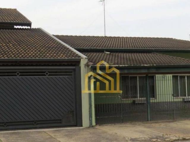 Casa com 4 dormitórios à venda, 292 m² por R$ 880.000,00 Centro Atibaia/SP