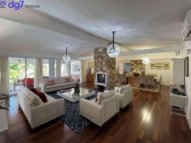 Casa com 4 dormitórios à venda, 2.194 m² por R$ 3.200.000 Granja Viana Cotia/SP