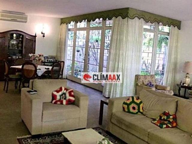 Casa em Vila Madalena com 509m² de terreno, 3 dorm. e suíte Zona Oeste SP